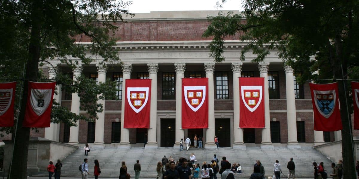 'Revoke Their Degrees': Harvard Faculty and Students Seek Revocation Of ...